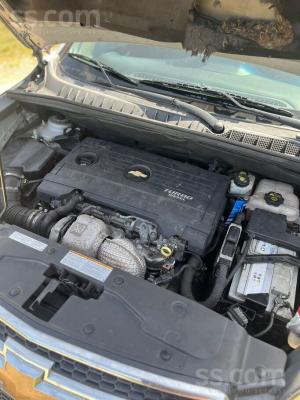 Chevrolet Orlando 2012 Rīga, ar dzinēja tilpumu 2.00 L un nobraukumu 253 tūkst. km par 4200 €, foto 13 vietnē AUTOMOTO.COM.LV
