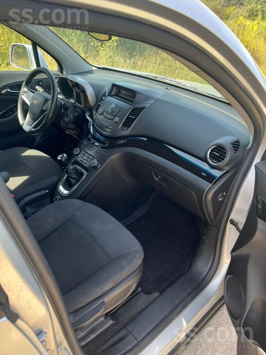 Chevrolet Orlando 2012 Rīga, ar dzinēja tilpumu 2.00 L un nobraukumu 253 tūkst. km par 4200 €, foto 16 vietnē AUTOMOTO.COM.LV