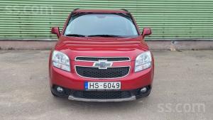 Red Chevrolet Orlando 2011 in Riga, with an engine capacity of 2.00 L and mileage of 250 thousand km for 3990 €, photo 3 on AUTOMOTO.COM.LV