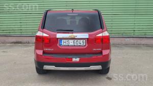 Red Chevrolet Orlando 2011 in Riga, with an engine capacity of 2.00 L and mileage of 250 thousand km for 3990 €, photo 7 on AUTOMOTO.COM.LV