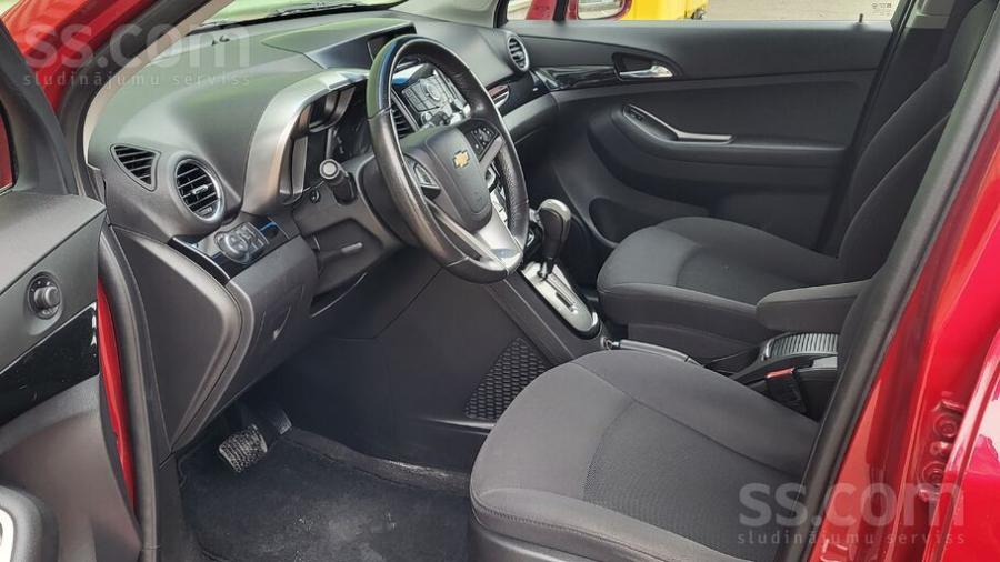 Red Chevrolet Orlando 2011 in Riga, with an engine capacity of 2.00 L and mileage of 250 thousand km for 3990 €, photo 10 on AUTOMOTO.COM.LV