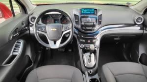 Sarkans Chevrolet Orlando 2011 Rīga, ar dzinēja tilpumu 2.00 L un nobraukumu 250 tūkst. km par 3990 €, foto 9 vietnē AUTOMOTO.COM.LV