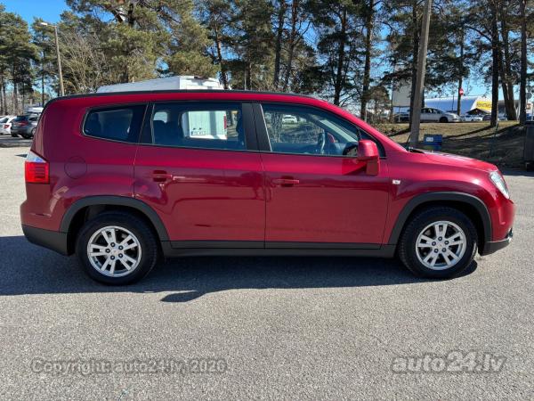 Red Chevrolet Orlando 2012 in Tallinn, with an engine capacity of 1.80 L and mileage of 131 thousand km for 5990 €, photo 9 on AUTOMOTO.COM.LV