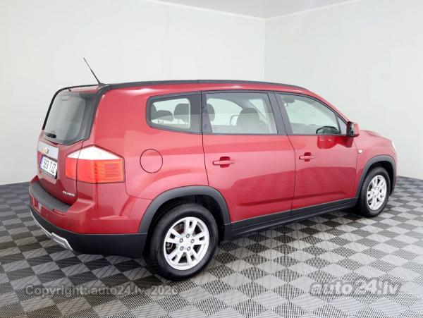 Sarkans Chevrolet Orlando 2012 Tallina, ar dzinēja tilpumu 1.80 L un nobraukumu 131 tūkst. km par 2799 €, foto 3 vietnē AUTOMOTO.COM.LV