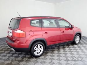 Red Chevrolet Orlando 2012 in Tallinn, with an engine capacity of 1.80 L and mileage of 131 thousand km for 2799 €, photo 4 on AUTOMOTO.COM.LV