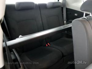Red Chevrolet Orlando 2012 in Tallinn, with an engine capacity of 1.80 L and mileage of 131 thousand km for 2799 €, photo 9 on AUTOMOTO.COM.LV