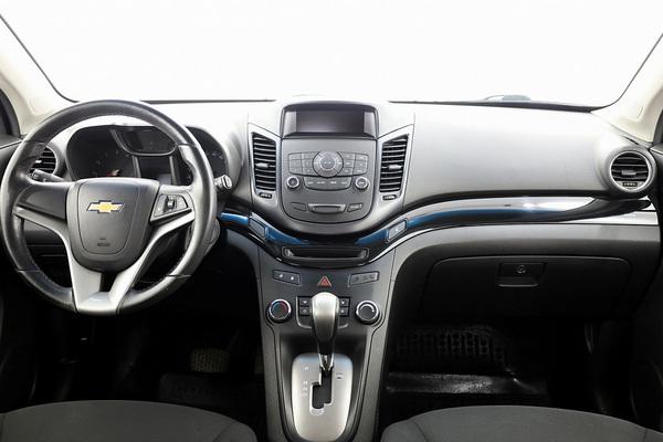 Sarkans Chevrolet Orlando 2012 Tallina, ar dzinēja tilpumu 1.80 L un nobraukumu 131 tūkst. km par 2799 €, foto 5 vietnē AUTOMOTO.COM.LV