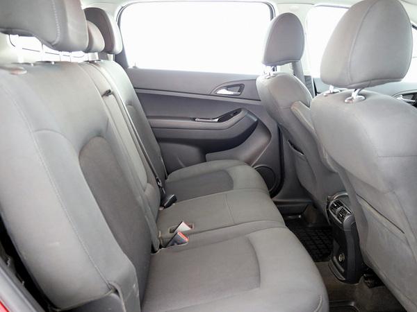 Sarkans Chevrolet Orlando 2012 Tallina, ar dzinēja tilpumu 1.80 L un nobraukumu 131 tūkst. km par 2799 €, foto 7 vietnē AUTOMOTO.COM.LV