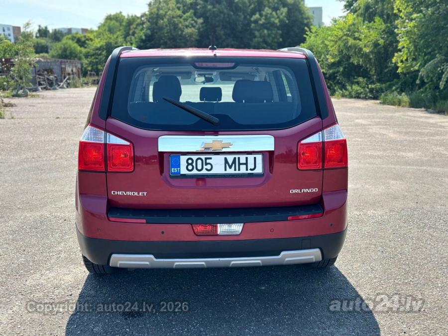 Red Chevrolet Orlando 2012 in Tallinn, with an engine capacity of 1.80 L and mileage of 132 thousand km for 5990 €, photo 6 on AUTOMOTO.COM.LV