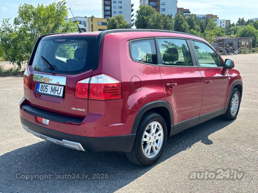 Red Chevrolet Orlando 2012 in Tallinn, with an engine capacity of 1.80 L and mileage of 132 thousand km for 5990 €, photo 7 on AUTOMOTO.COM.LV