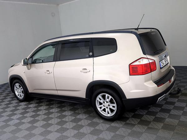 Chevrolet Orlando 2011 Tallina, ar dzinēja tilpumu 2.00 L un nobraukumu 285 tūkst. km par 1999 €, foto 4 vietnē AUTOMOTO.COM.LV