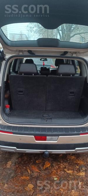 Chevrolet Orlando 2012 Rīga, ar dzinēja tilpumu 2.00 L un nobraukumu 281 tūkst. km par 4000 €, foto 13 vietnē AUTOMOTO.COM.LV