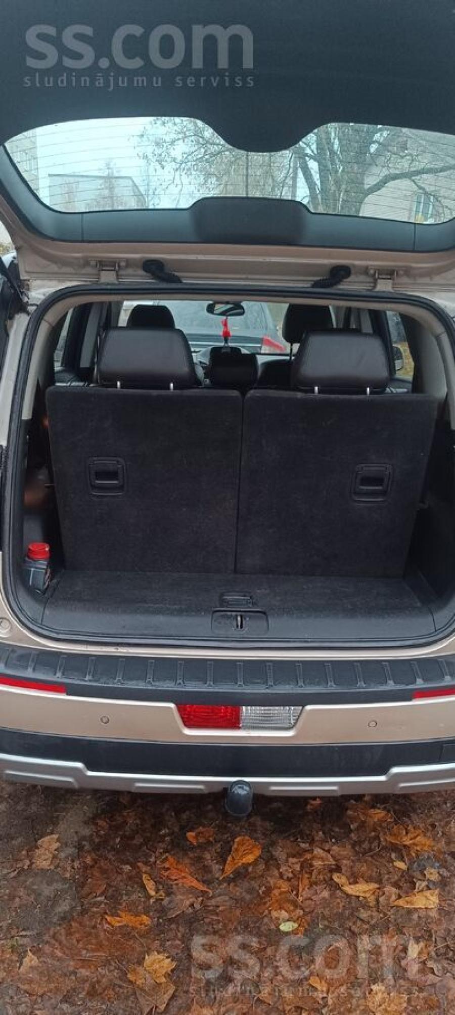 Chevrolet Orlando 2012 Rīga, ar dzinēja tilpumu 2.00 L un nobraukumu 281 tūkst. km par 4000 €, foto 13 vietnē AUTOMOTO.COM.LV