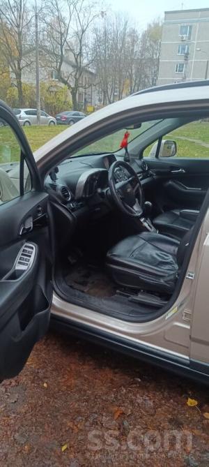 Chevrolet Orlando 2012 Rīga, ar dzinēja tilpumu 2.00 L un nobraukumu 281 tūkst. km par 4000 €, foto 23 vietnē AUTOMOTO.COM.LV