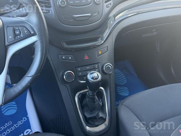 Chevrolet Orlando 2013 Talsi, ar dzinēja tilpumu 2.00 L un nobraukumu 188 tūkst. km par 6470 €, foto 3 vietnē AUTOMOTO.COM.LV