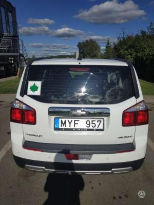 White Chevrolet Orlando 2012 in Vilnius, with an engine capacity of 2.00 L and mileage of 222 thousand km for 4500 €, photo 11 on AUTOMOTO.COM.LV