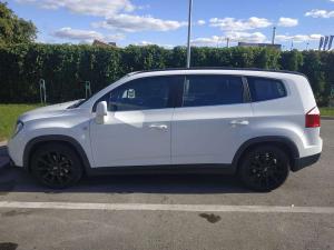 White Chevrolet Orlando 2012 in Vilnius, with an engine capacity of 2.00 L and mileage of 222 thousand km for 4500 €, photo 13 on AUTOMOTO.COM.LV