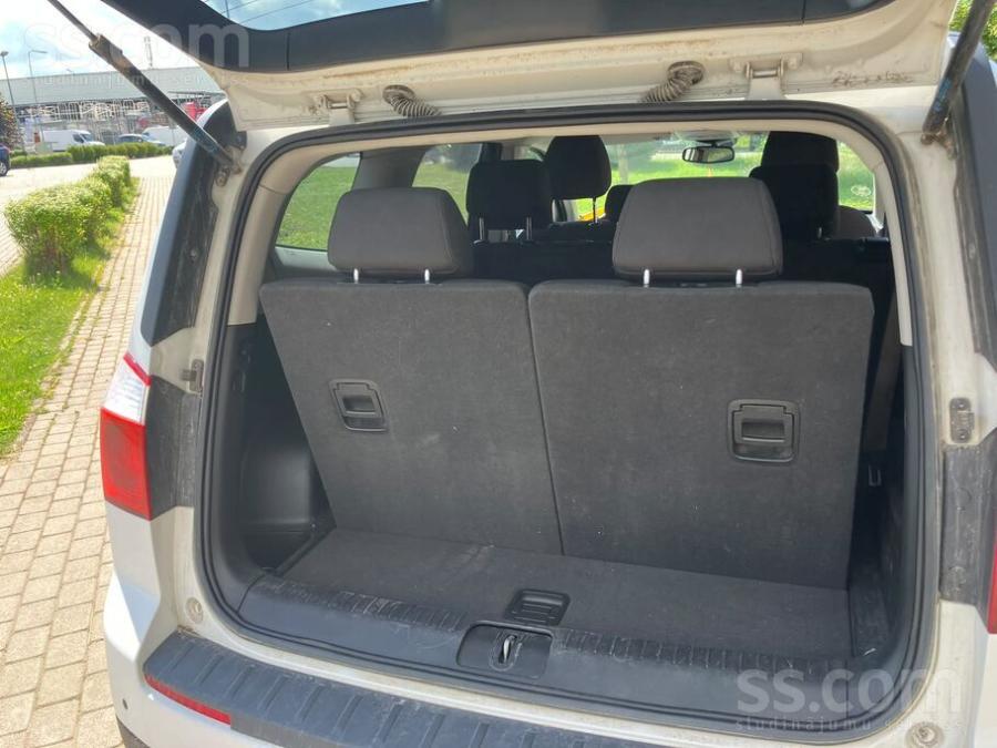 Balts Chevrolet Orlando 2011 Valmiera, ar dzinēja tilpumu 2.00 L un nobraukumu 275 tūkst. km par 4500 €, foto 6 vietnē AUTOMOTO.COM.LV