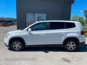 Balts Chevrolet Orlando 2012 Tallina, ar dzinēja tilpumu 2.00 L un nobraukumu 186 tūkst. km par 4500 €, foto 3 vietnē AUTOMOTO.COM.LV