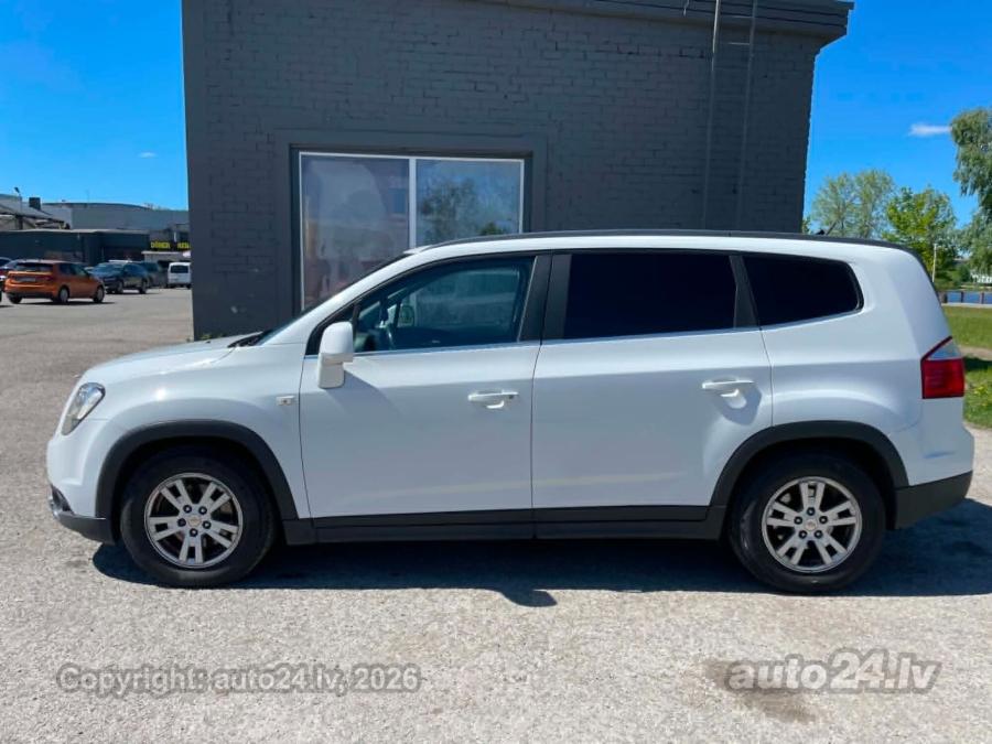 Balts Chevrolet Orlando 2012 Tallina, ar dzinēja tilpumu 2.00 L un nobraukumu 186 tūkst. km par 4500 €, foto 3 vietnē AUTOMOTO.COM.LV