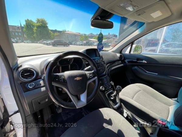 Balts Chevrolet Orlando 2012 Tallina, ar dzinēja tilpumu 2.00 L un nobraukumu 186 tūkst. km par 4500 €, foto 6 vietnē AUTOMOTO.COM.LV
