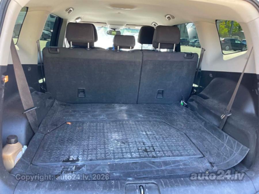 Balts Chevrolet Orlando 2012 Tallina, ar dzinēja tilpumu 2.00 L un nobraukumu 186 tūkst. km par 4500 €, foto 8 vietnē AUTOMOTO.COM.LV
