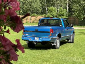 Blue Chevrolet S-10 1994 in Riga, with an engine capacity of 4.30 L and mileage of 296 thousand km for 8500 €, photo 7 on AUTOMOTO.COM.LV