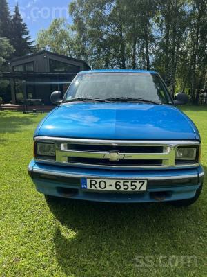 Blue Chevrolet S-10 1994 in Riga, with an engine capacity of 4.30 L and mileage of 296 thousand km for 8500 €, photo 10 on AUTOMOTO.COM.LV