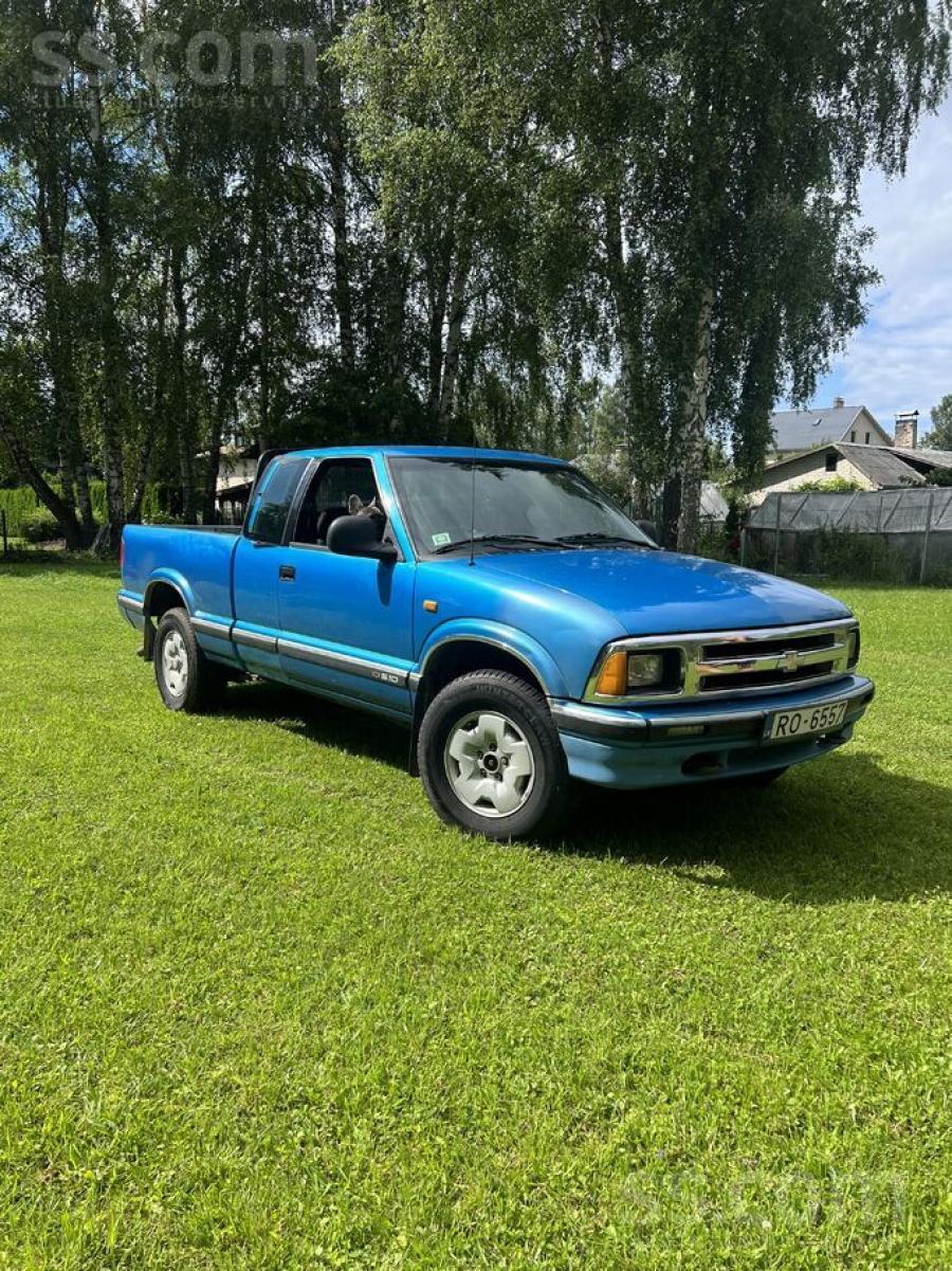 Blue Chevrolet S-10 1994 in Riga, with an engine capacity of 4.30 L and mileage of 296 thousand km for 8500 €, photo 11 on AUTOMOTO.COM.LV