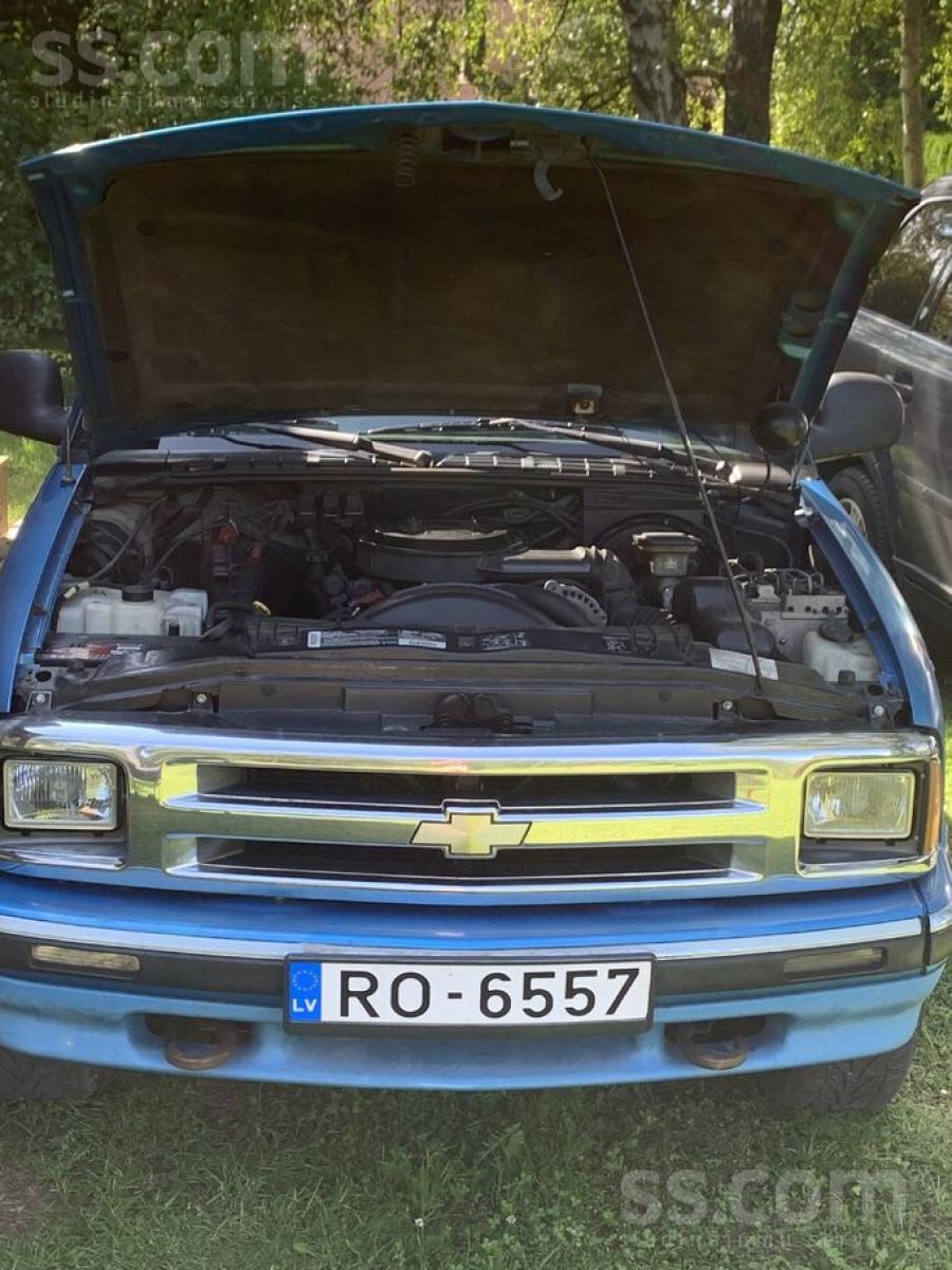 Blue Chevrolet S-10 1994 in Riga, with an engine capacity of 4.30 L and mileage of 296 thousand km for 8500 €, photo 12 on AUTOMOTO.COM.LV