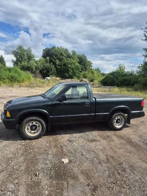 Green Chevrolet S-10 1994 in Kelme, with an engine capacity of 2.20 L and mileage of 180 thousand km for 3100 €, photo 3 on AUTOMOTO.COM.LV