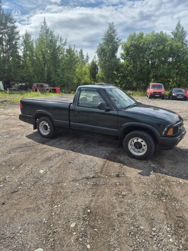 Zaļš Chevrolet S-10 1994 Kelmė, ar dzinēja tilpumu 2.20 L un nobraukumu 180 tūkst. km par 3100 €, foto 6 vietnē AUTOMOTO.COM.LV