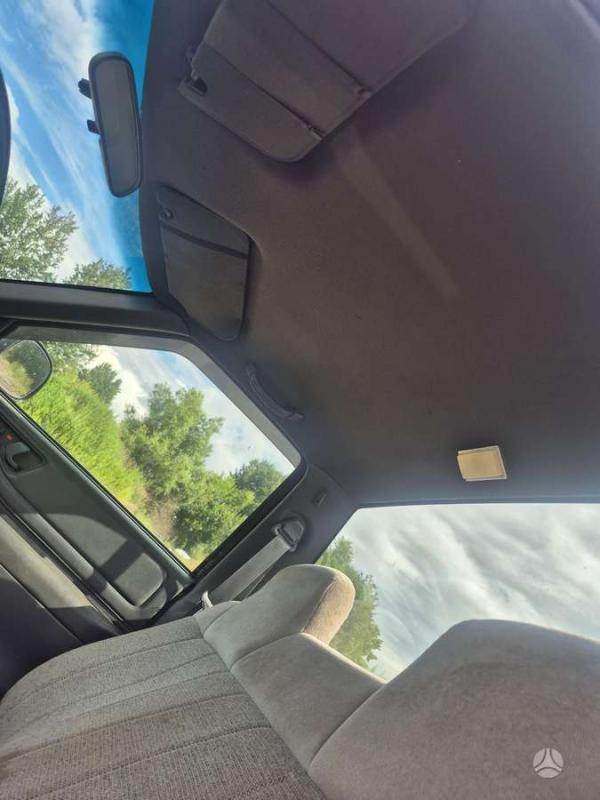 Zaļš Chevrolet S-10 1994 Kelmė, ar dzinēja tilpumu 2.20 L un nobraukumu 180 tūkst. km par 3100 €, foto 10 vietnē AUTOMOTO.COM.LV