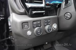 Melns Chevrolet Silverado 2024 Tallina, ar dzinēja tilpumu 6.20 L un nobraukumu 65 tūkst. km par 59000 €, foto 17 vietnē AUTOMOTO.COM.LV
