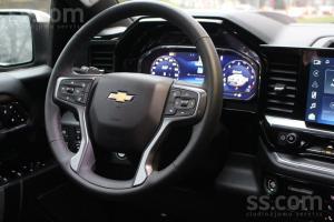 Melns Chevrolet Silverado 2024 Rīga, ar dzinēja tilpumu 6.20 L un nobraukumu 150 tūkst. km par 79900 €, foto 11 vietnē AUTOMOTO.COM.LV
