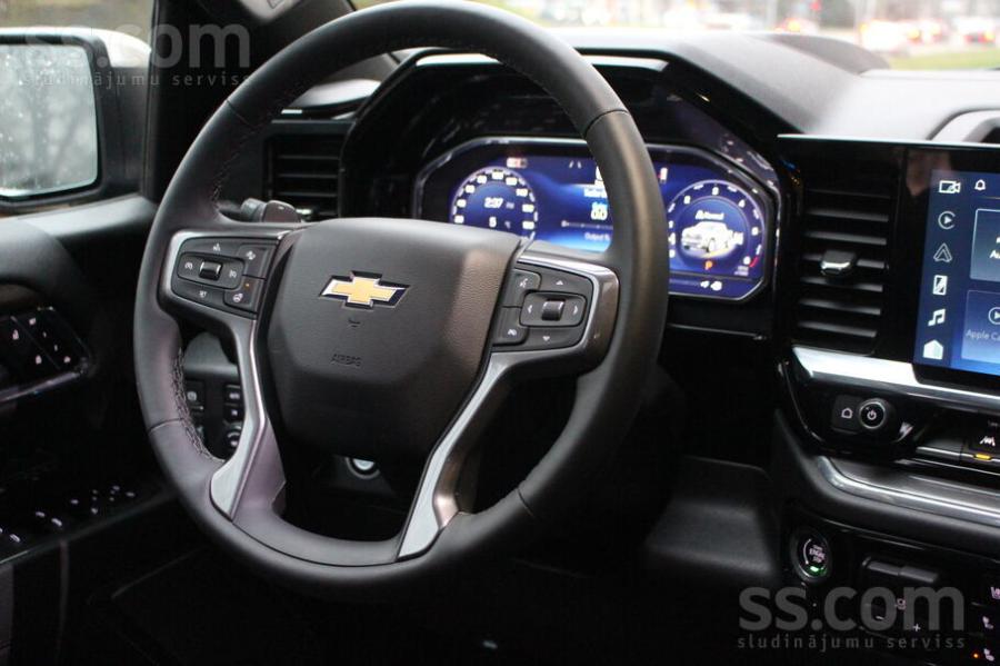 Melns Chevrolet Silverado 2024 Rīga, ar dzinēja tilpumu 6.20 L un nobraukumu 150 tūkst. km par 79900 €, foto 11 vietnē AUTOMOTO.COM.LV