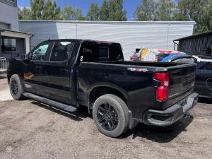 Black Chevrolet Silverado 2025 in Telschi, with an engine capacity of 3.00 L and mileage of 17 thousand km for 28500 €, photo 5 on AUTOMOTO.COM.LV