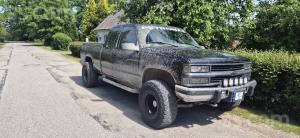 Melns Chevrolet Silverado 1996 Tukums, ar dzinēja tilpumu 5.70 L un nobraukumu 240 tūkst. km par 12000 €, foto 3 vietnē AUTOMOTO.COM.LV