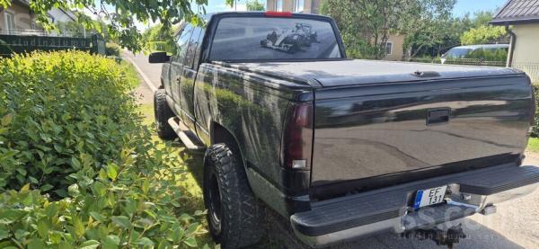 Melns Chevrolet Silverado 1996 Tukums, ar dzinēja tilpumu 5.70 L un nobraukumu 240 tūkst. km par 12000 €, foto 5 vietnē AUTOMOTO.COM.LV
