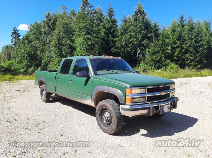 Zaļš Chevrolet Silverado 1997 Tartu, ar dzinēja tilpumu 6.50 L un nobraukumu 373 tūkst. km par 12000 €, foto 1 vietnē AUTOMOTO.COM.LV