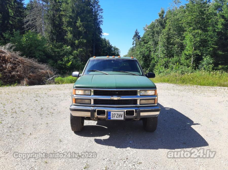 Zaļš Chevrolet Silverado 1997 Tartu, ar dzinēja tilpumu 6.50 L un nobraukumu 373 tūkst. km par 12000 €, foto 3 vietnē AUTOMOTO.COM.LV