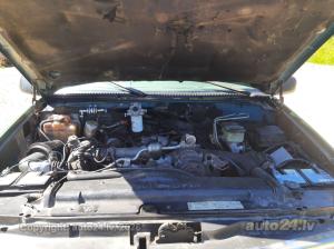 Zaļš Chevrolet Silverado 1997 Tartu, ar dzinēja tilpumu 6.50 L un nobraukumu 373 tūkst. km par 12000 €, foto 18 vietnē AUTOMOTO.COM.LV