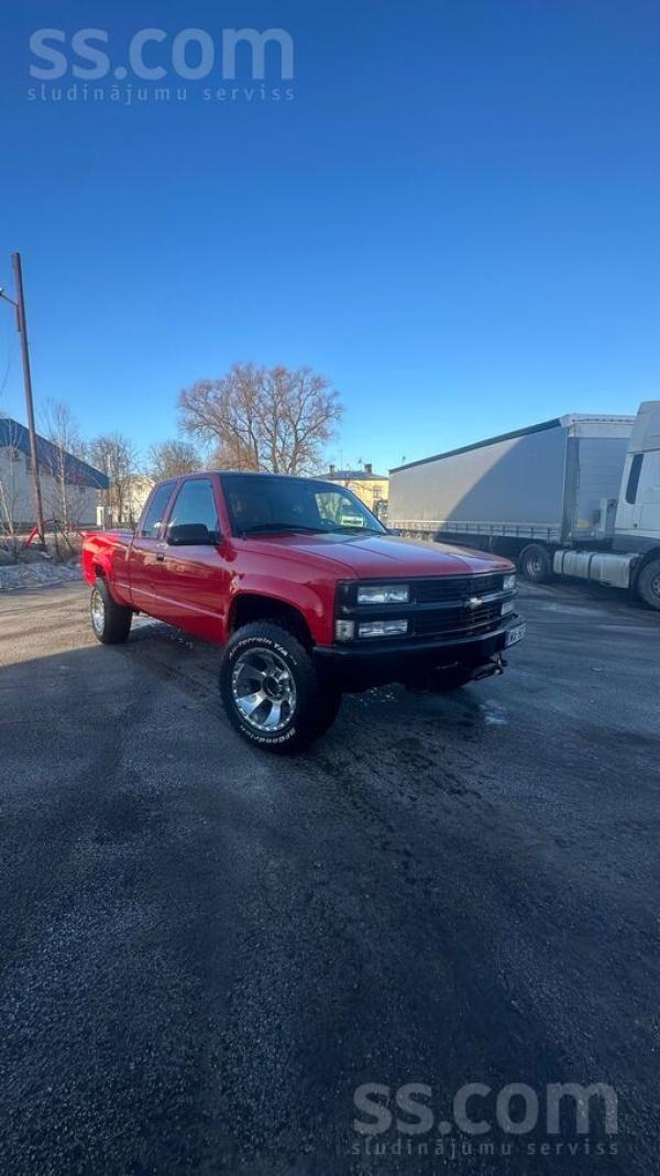 Sarkans Chevrolet Silverado 1997 Rīga, ar dzinēja tilpumu 6.20 L un nobraukumu 0 tūkst. km par 10500 €, foto 2 vietnē AUTOMOTO.COM.LV