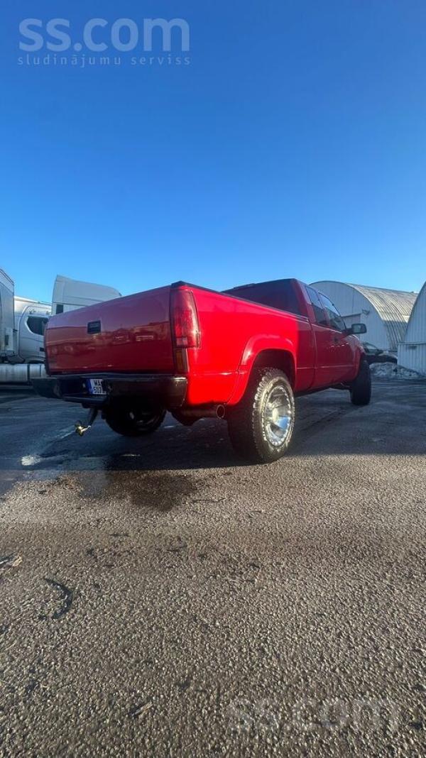 Sarkans Chevrolet Silverado 1997 Rīga, ar dzinēja tilpumu 6.20 L un nobraukumu 0 tūkst. km par 10500 €, foto 10 vietnē AUTOMOTO.COM.LV