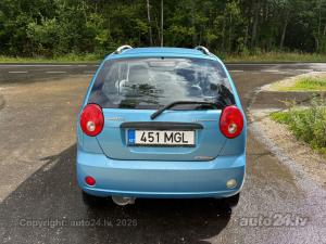 Zils Chevrolet Spark 2006 Rapla, ar dzinēja tilpumu 0.80 L un nobraukumu 142 tūkst. km par 800 €, foto 4 vietnē AUTOMOTO.COM.LV
