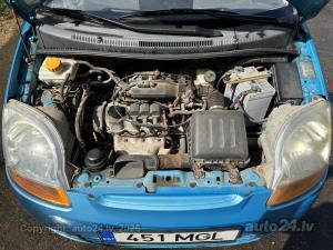 Zils Chevrolet Spark 2006 Rapla, ar dzinēja tilpumu 0.80 L un nobraukumu 142 tūkst. km par 800 €, foto 6 vietnē AUTOMOTO.COM.LV
