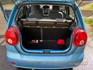 Zils Chevrolet Spark 2006 Rapla, ar dzinēja tilpumu 0.80 L un nobraukumu 142 tūkst. km par 800 €, foto 10 vietnē AUTOMOTO.COM.LV