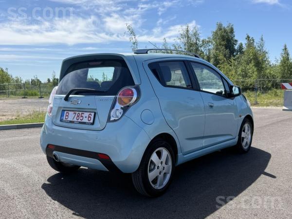 Blue Chevrolet Spark 2011 in Liepaja, with an engine capacity of 1.20 L and mileage of 85 thousand km for 3950 €, photo 2 on AUTOMOTO.COM.LV
