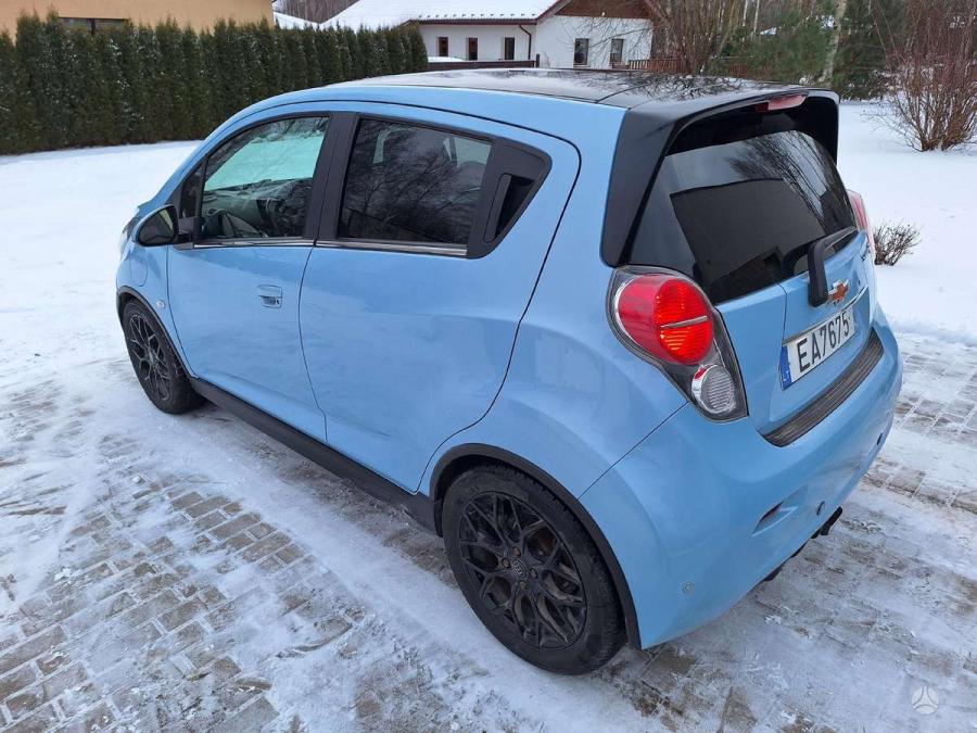 Blue Chevrolet Spark 2015 in Vilnius, with an engine capacity of 0.00 L and mileage of 91 thousand km for 6400 €, photo 1 on AUTOMOTO.COM.LV