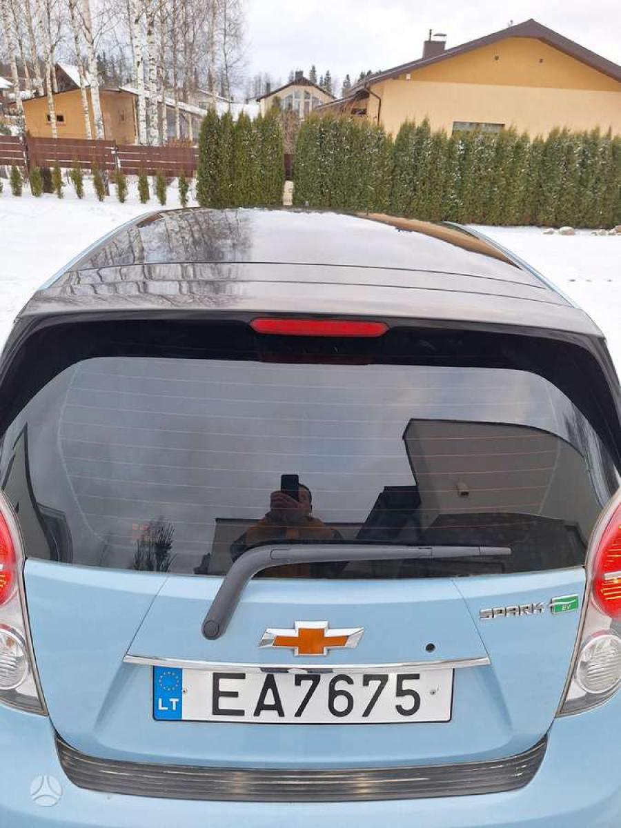 Blue Chevrolet Spark 2015 in Vilnius, with an engine capacity of 0.00 L and mileage of 91 thousand km for 6400 €, photo 18 on AUTOMOTO.COM.LV